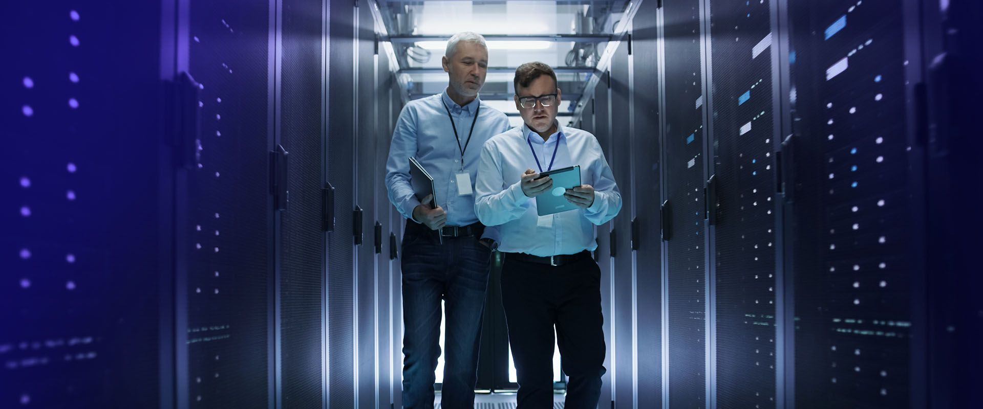 Exploring Server Rack Weight | Static vs. Dynamic Load Capacity Exploring Server Rack Weight | Static vs. Dynamic Load Capacity